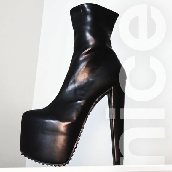 Tajna Club | Shoes | Tajna Club Tooth Sole Black Chucky Heel Boots ...